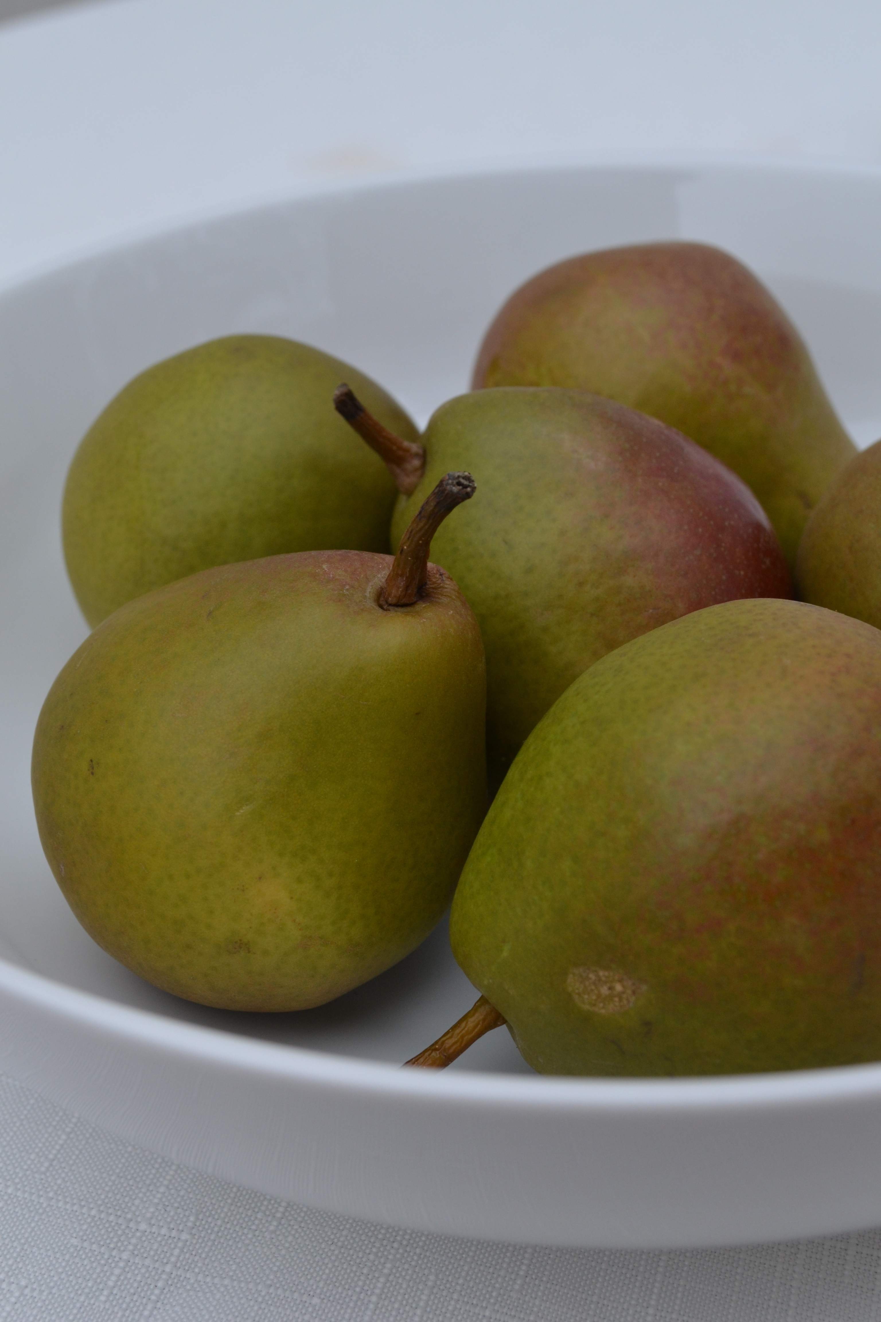 Poached Pears with Creme Anglaise – Minced